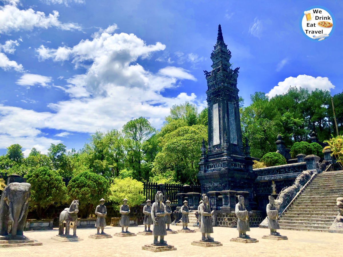 Hue Nightlife: 8 Bars To Get Cheap Drinks In Hue - We Drink Eat Travel